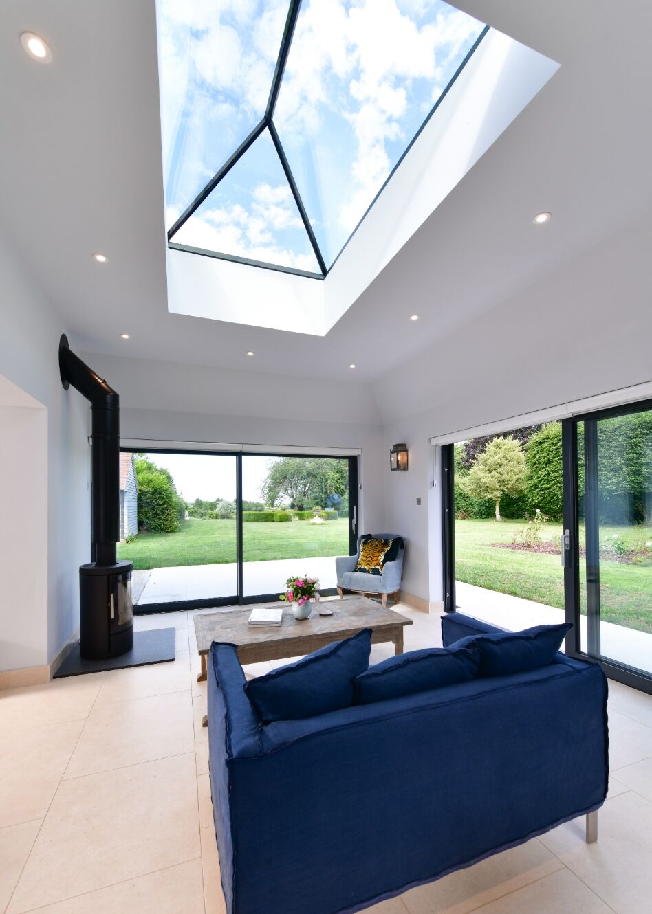 Roof lantern lighting store
